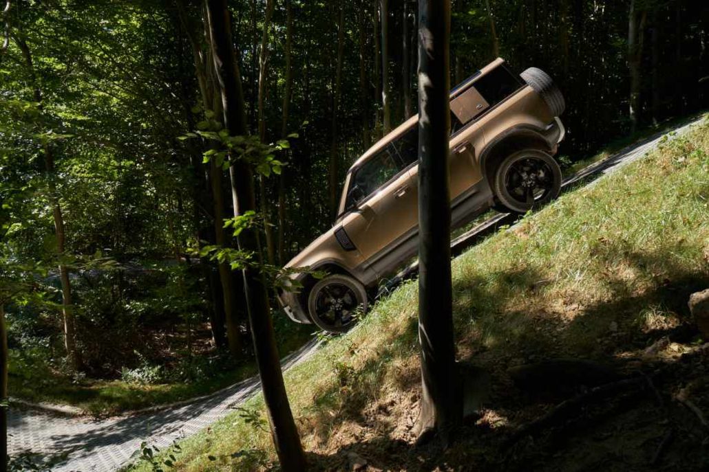 Land Rover Experience Center: Offroad und Abenteuer